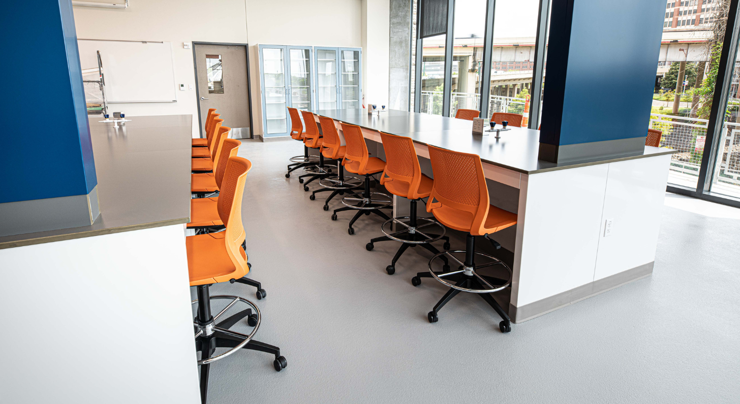 Choosing Your Lab Seating: The Ultimate Guide - Canadian Scientific Inc